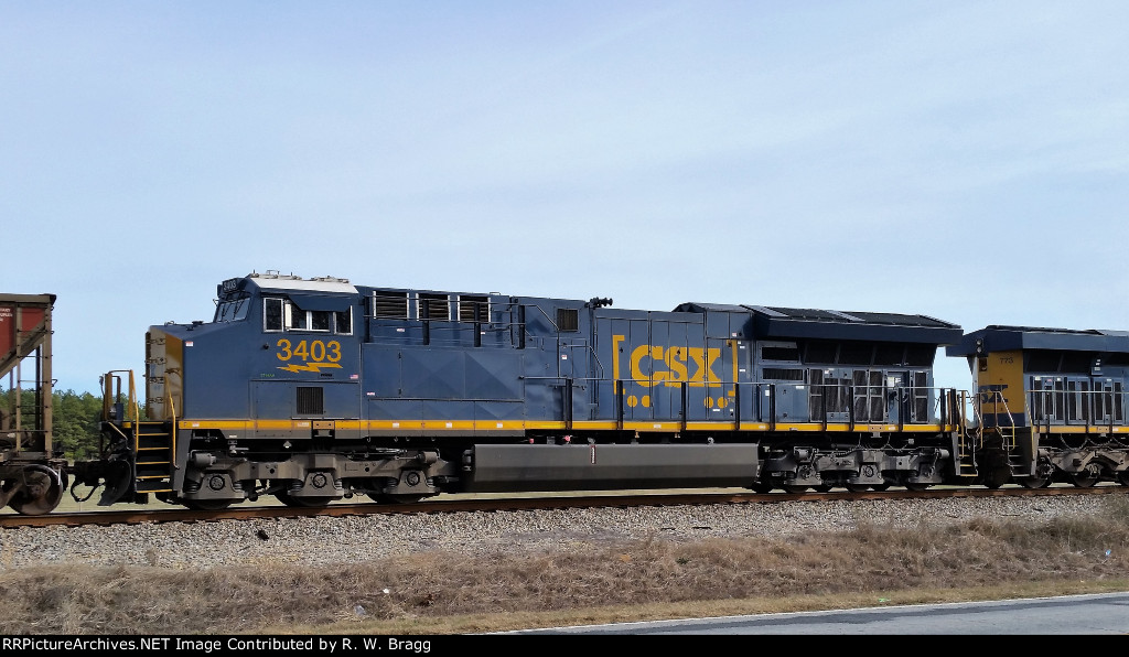 CSX 3403 (ET44AH)